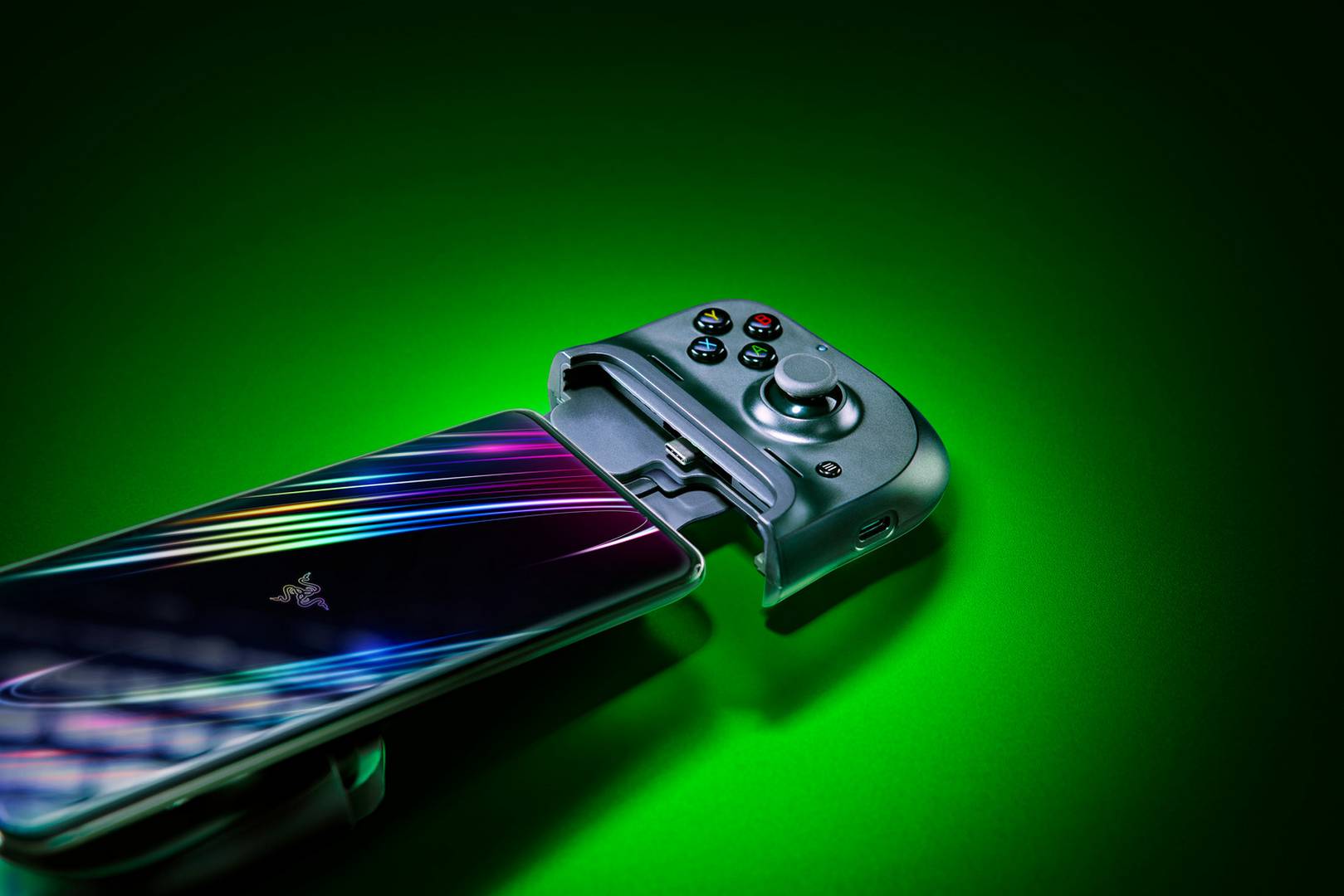 Disponibile da oggi il Kishi Universal Controller Xbox di Razer – 4News